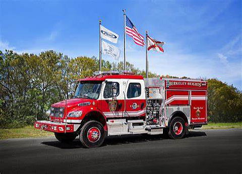 US FIRE FIGHTER TRUCK